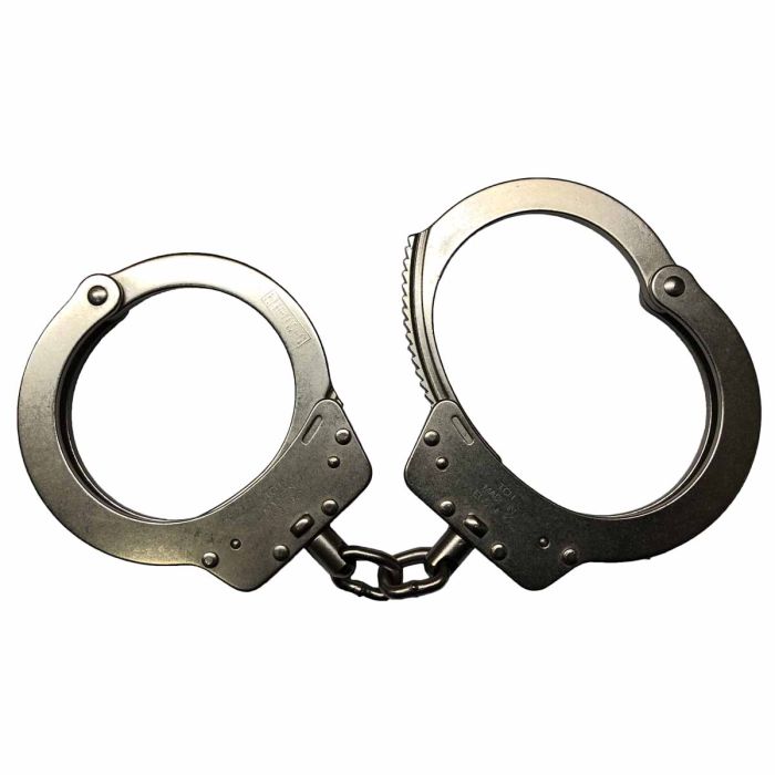 TCH 822 Oversize Dual Keyhole Chained Handcuffs | LAWGEAR
